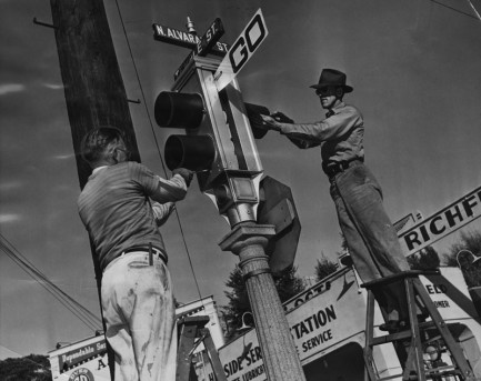 CROSSTOWN TRAFFIC - Pulp International