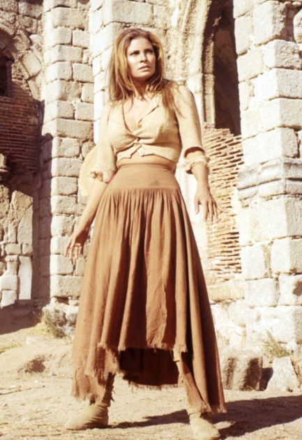 100 Rifles Archives - Pulp International